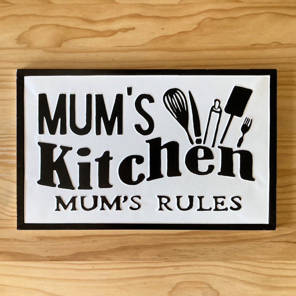 Mum's Kitchen, Mum's Rules – Evelyn and Owl