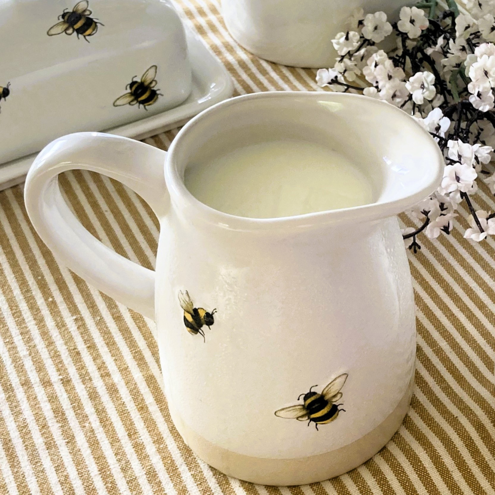 Bumble Bee Jug – Evelyn and Owl